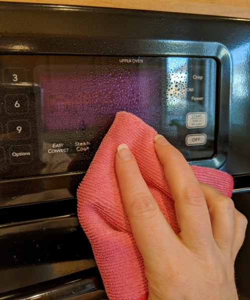 How To Clean A Dirty Microwave Fast - Frugally Blonde